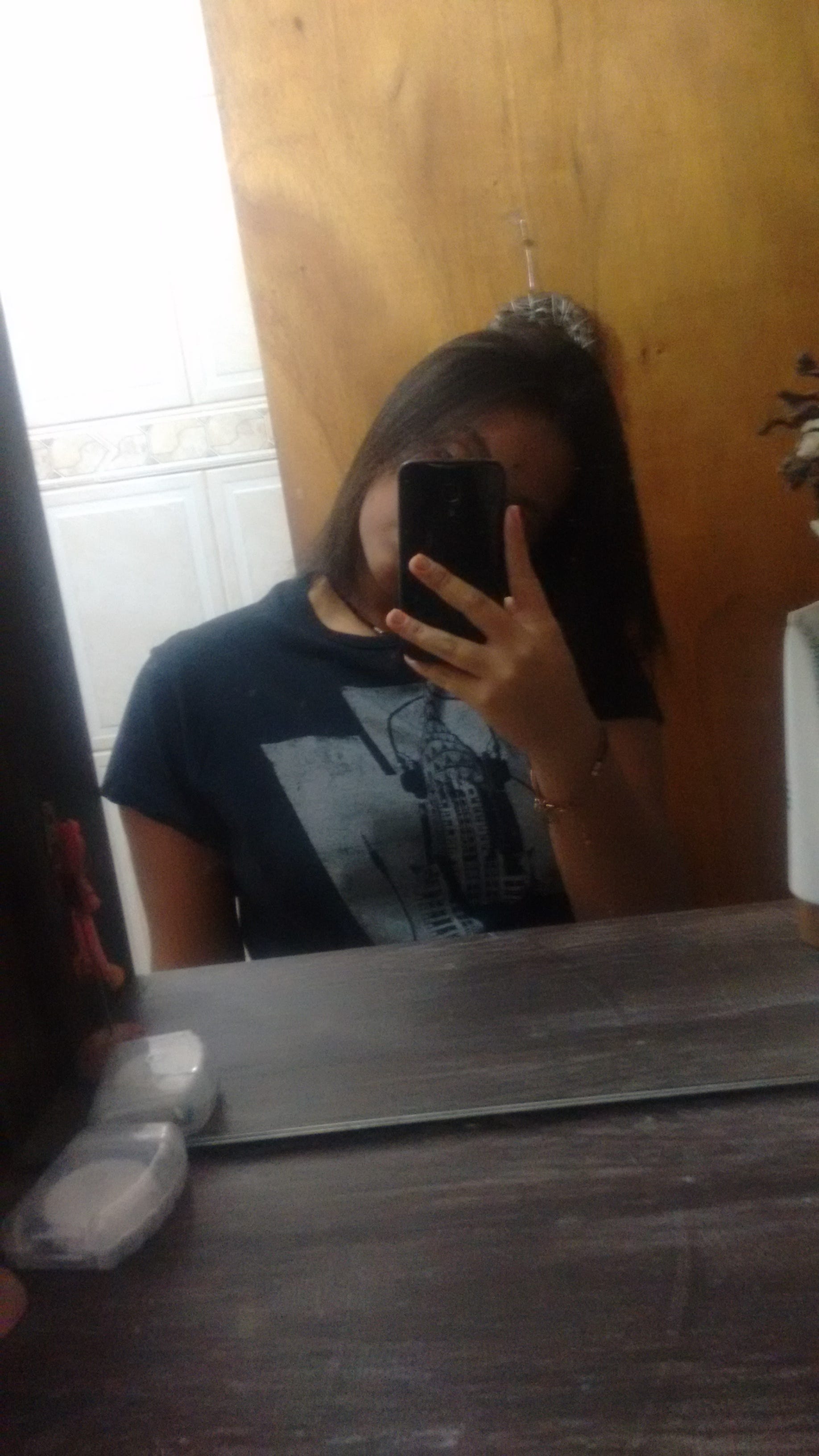 Senhorita Theodoro – Medium