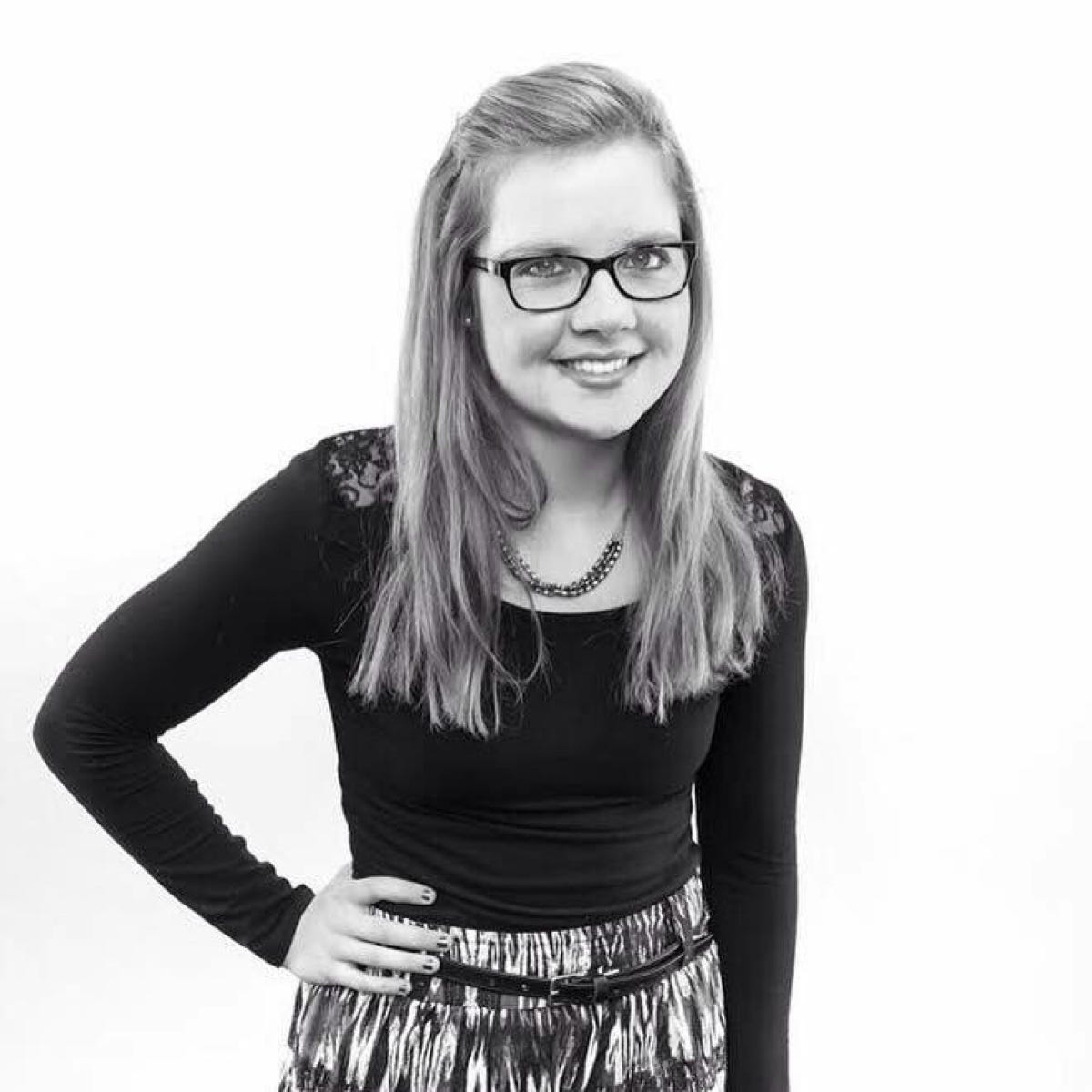 Anna Thomas – Medium