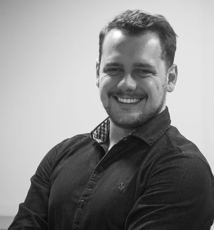 Gabriel Sena – Medium