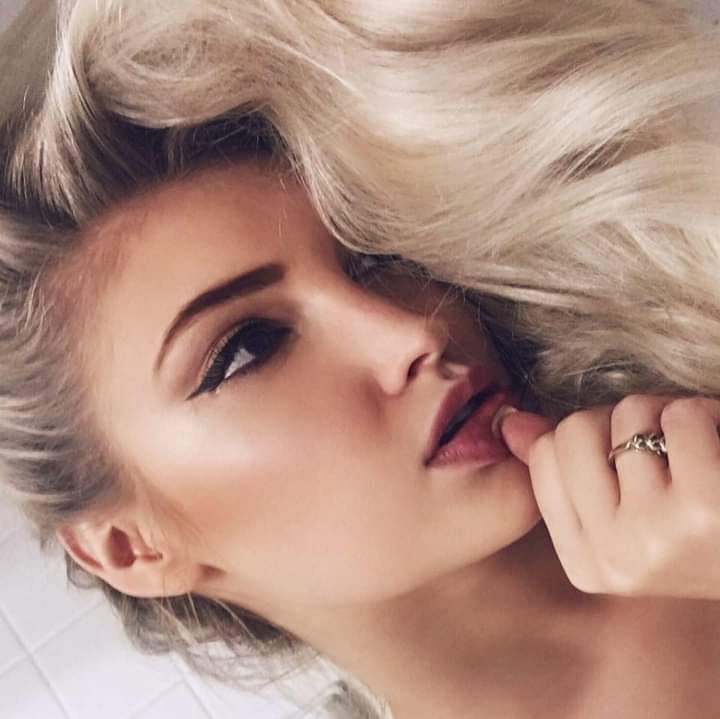 Janey Gable – Medium