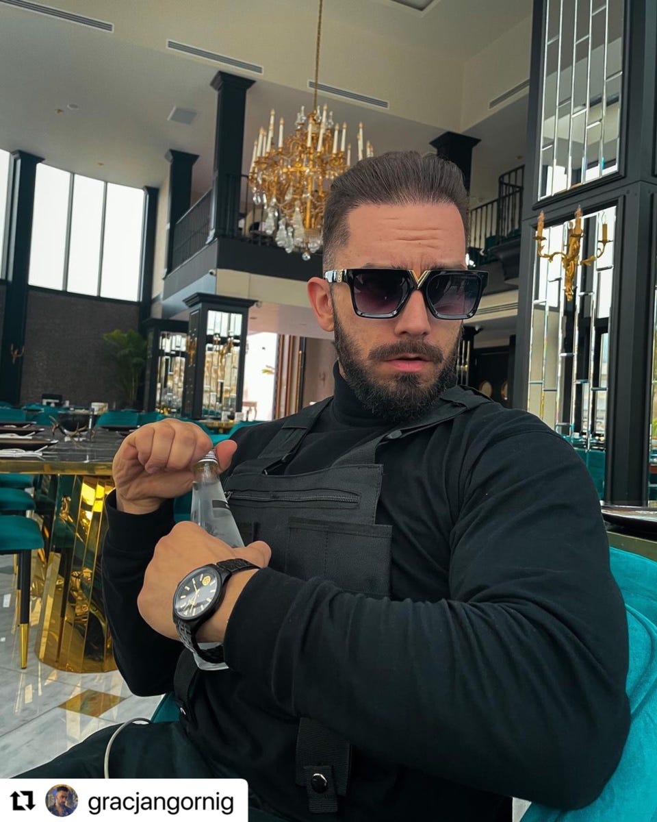 Gracjan Gornig – Medium