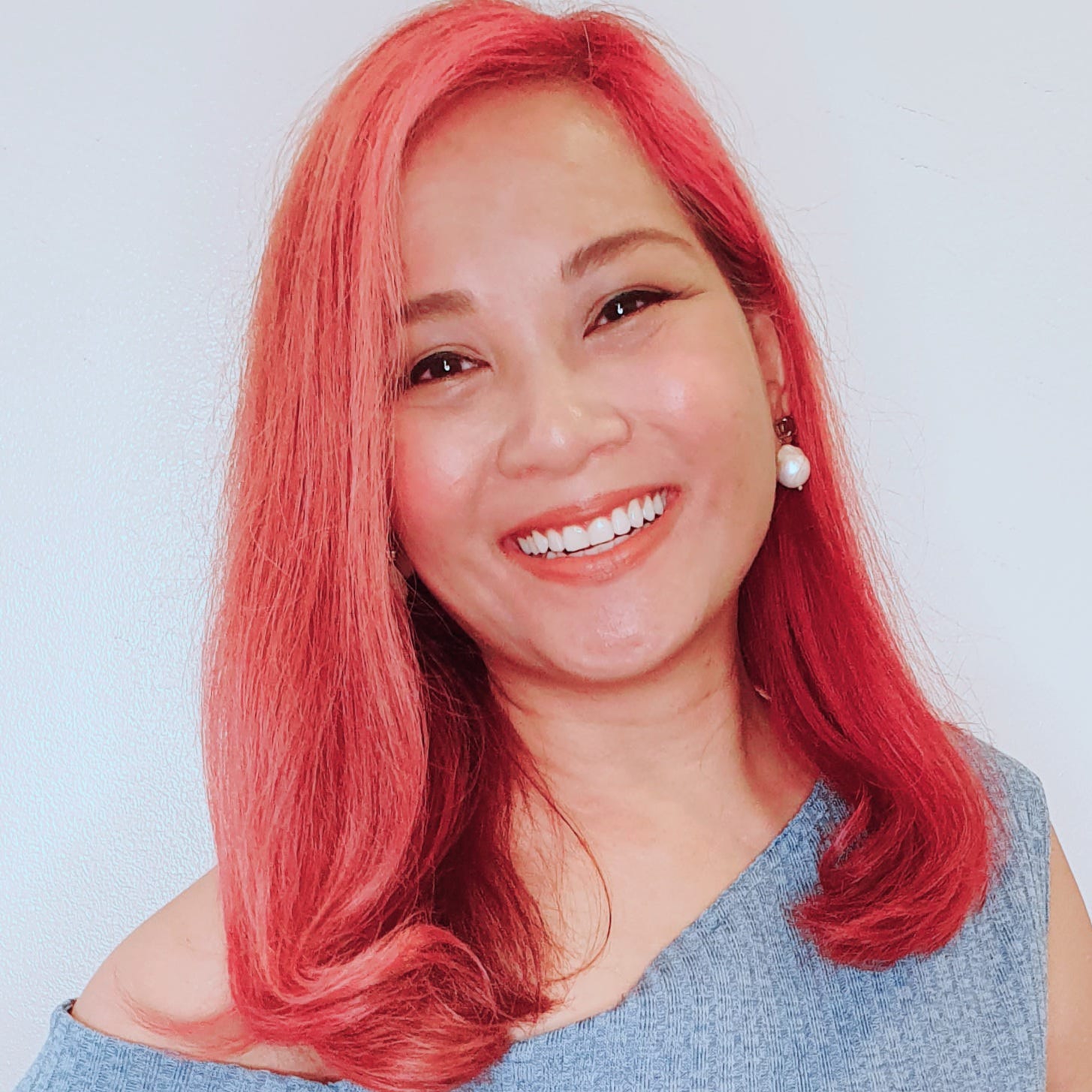 Carla Perlas – Medium