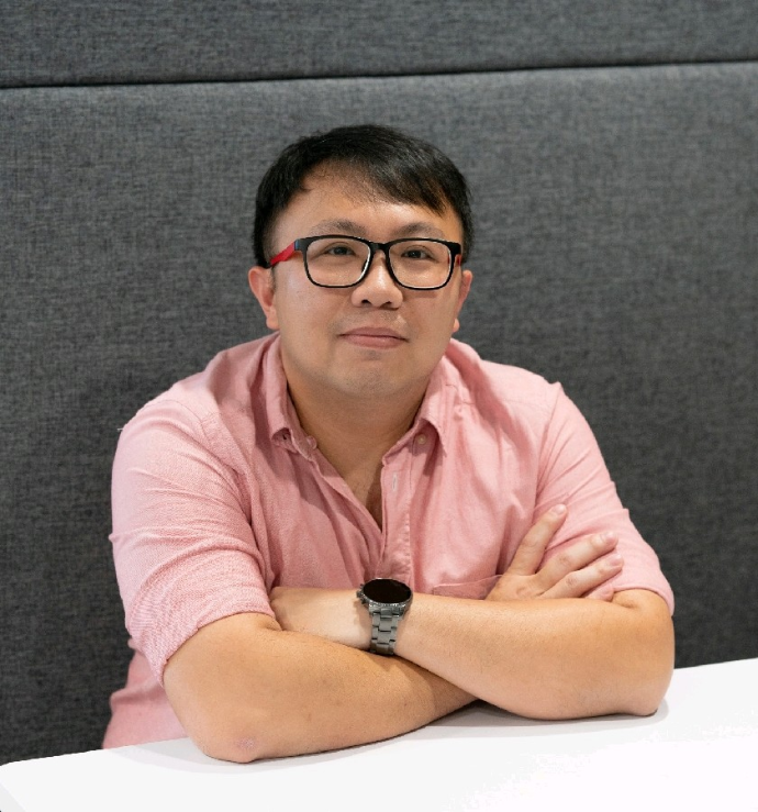 Kenneth Lim – Medium