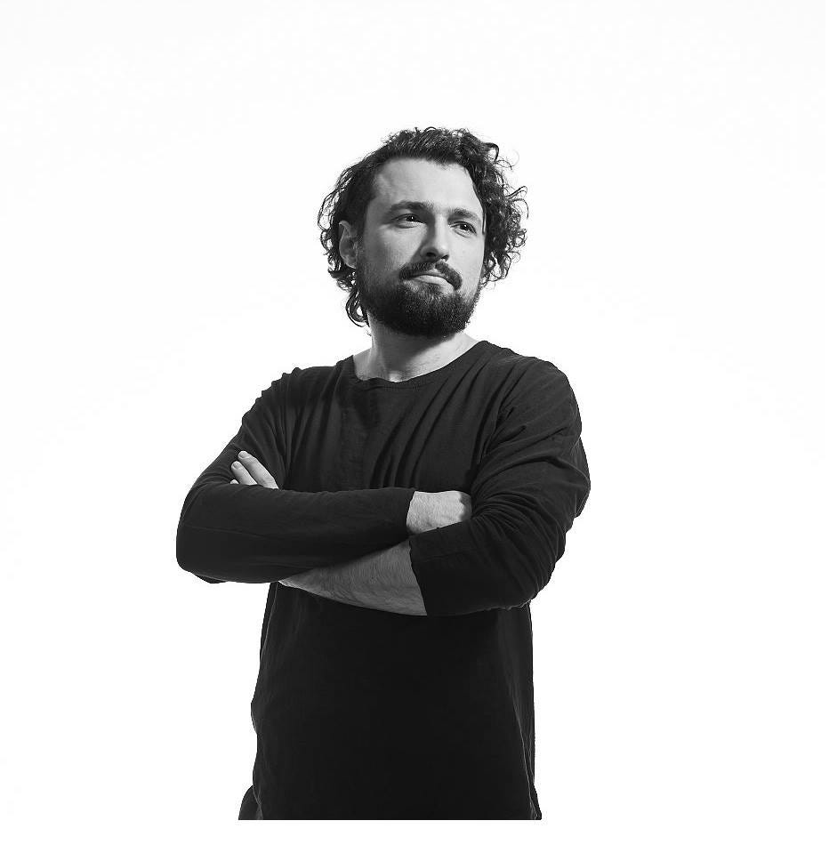 Oleg Bunov – Medium