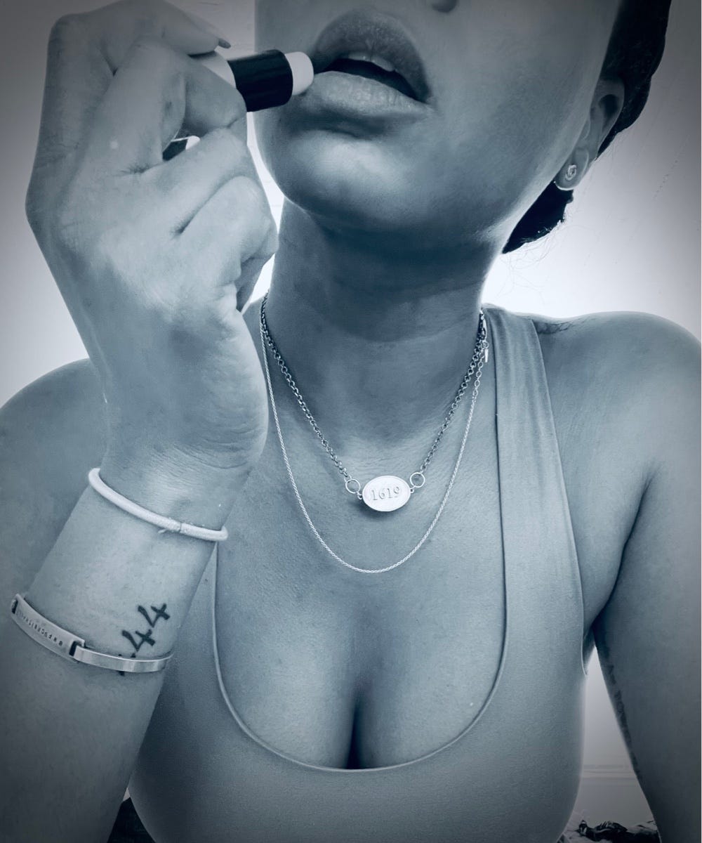 Mishel Noor – Medium