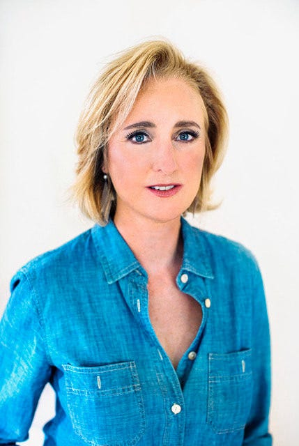 Tara Jacobi – Medium