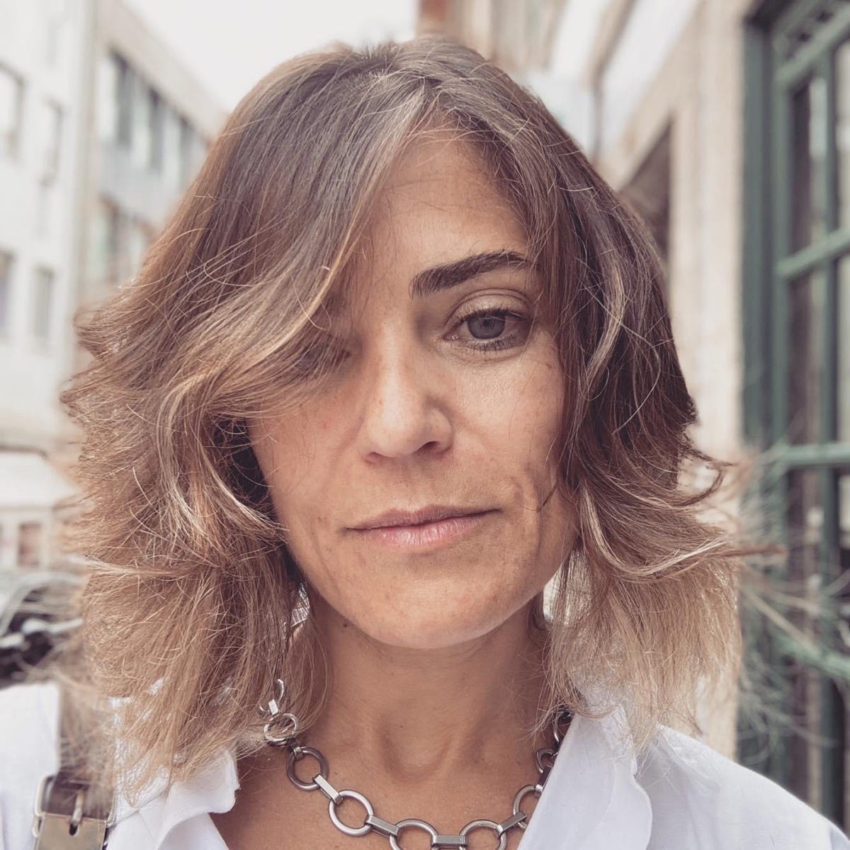 Olga Costa Leite Almeida – Medium