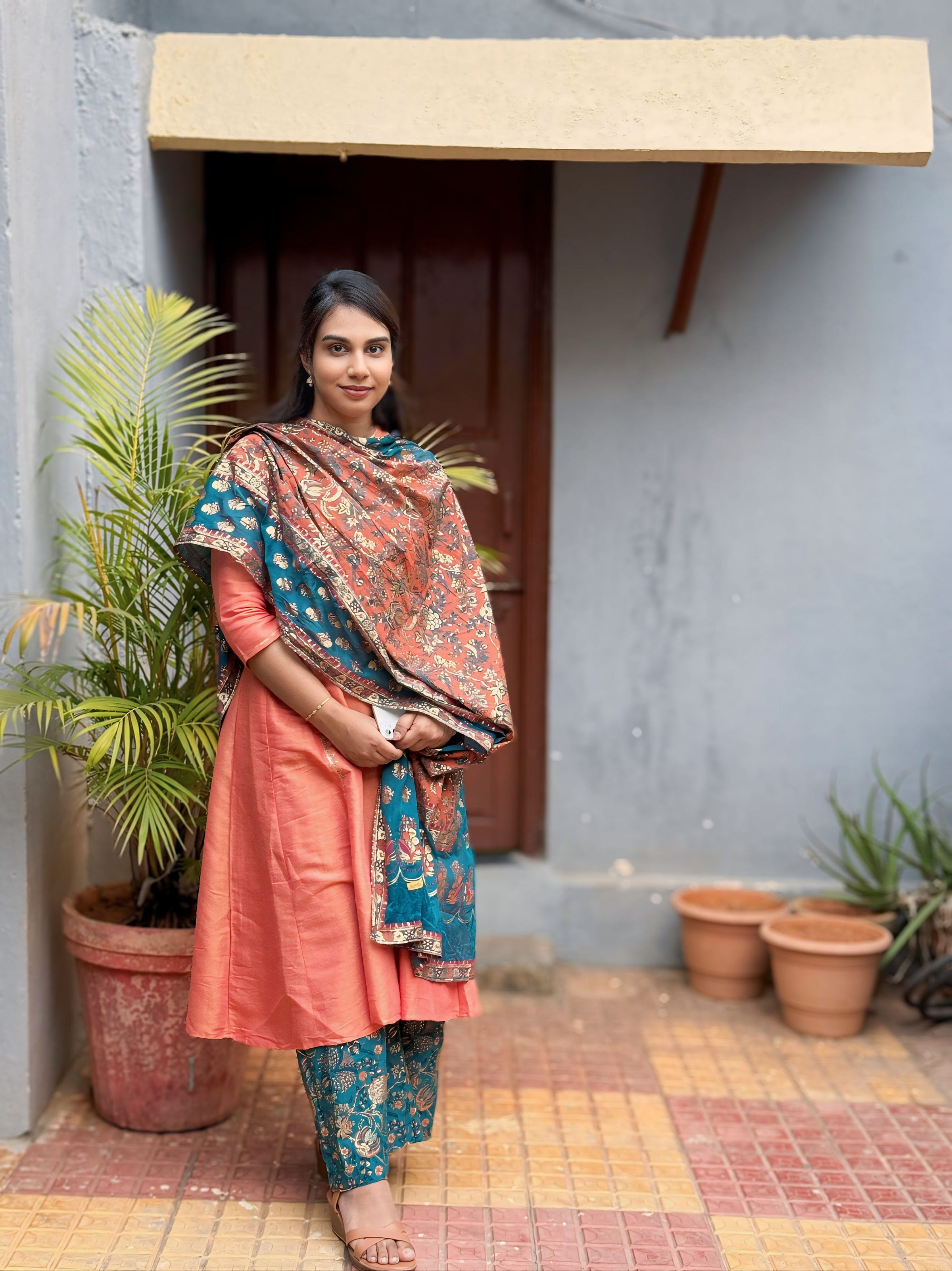 Aimen Fatima – Medium