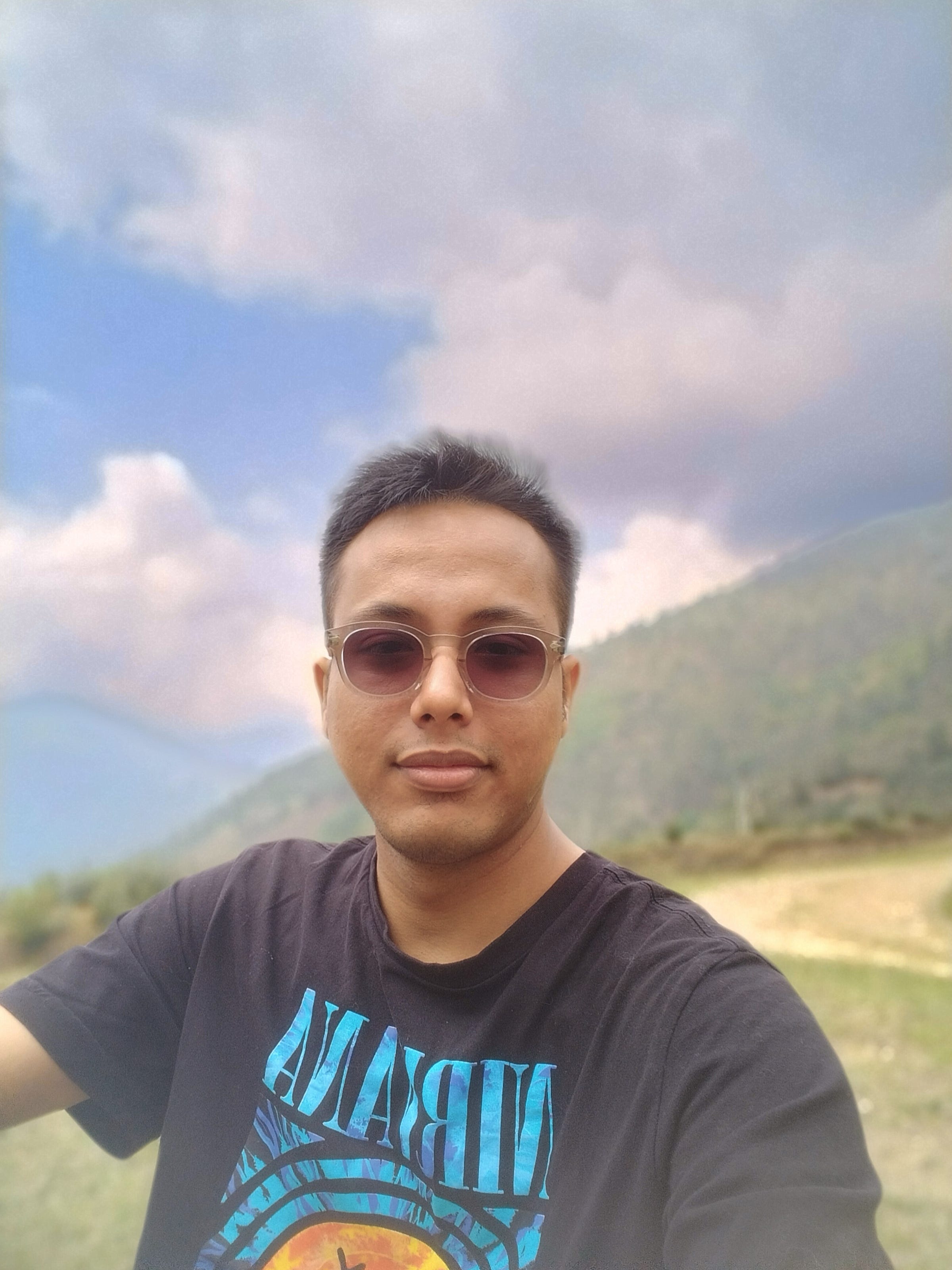 Charlis Doley – Medium