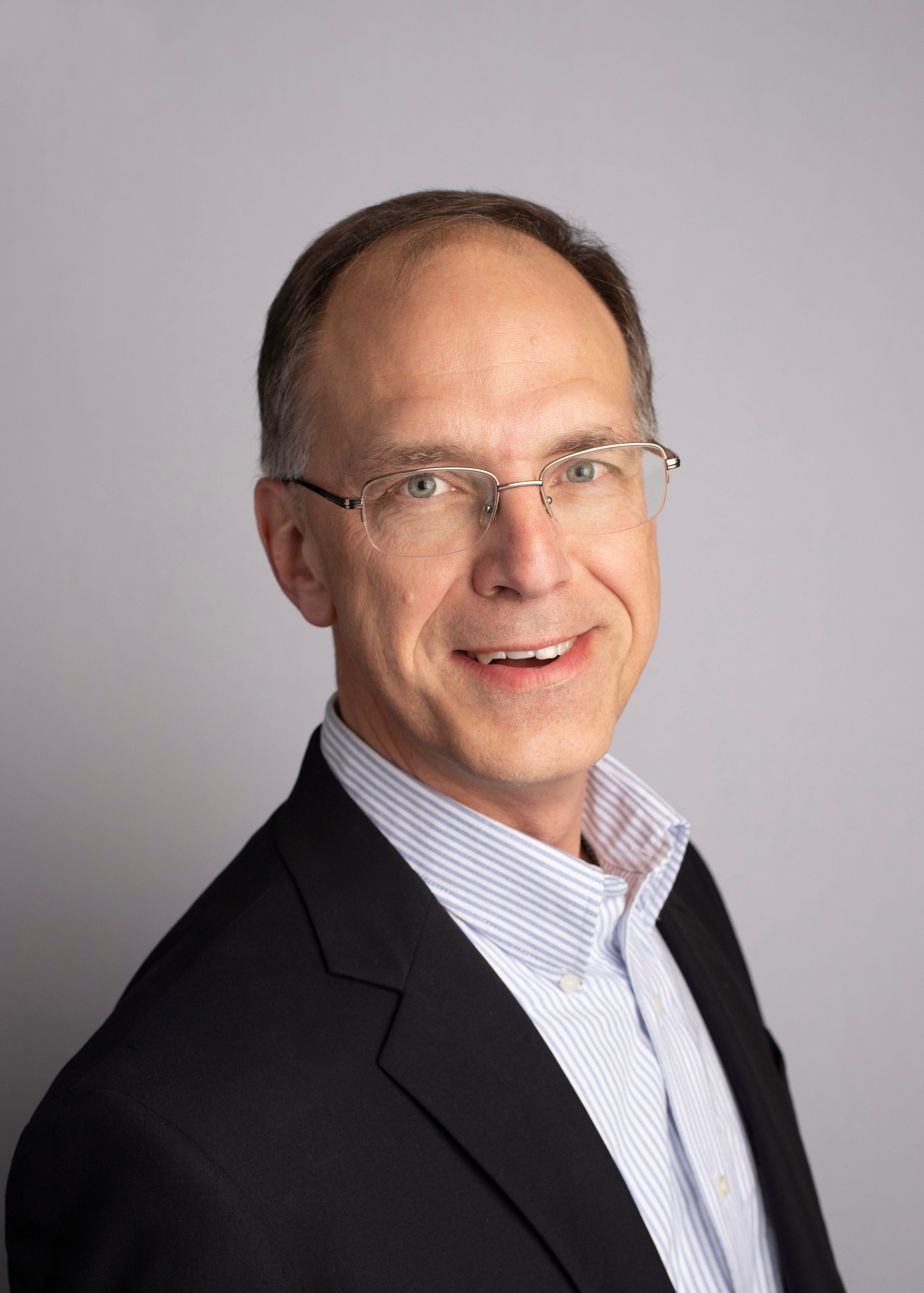 Barry Wolfe – Medium