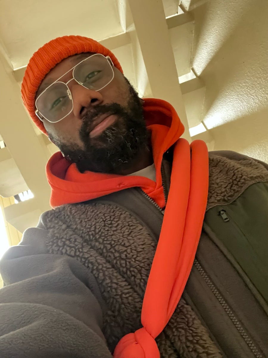 Shauni Ahouma – Medium