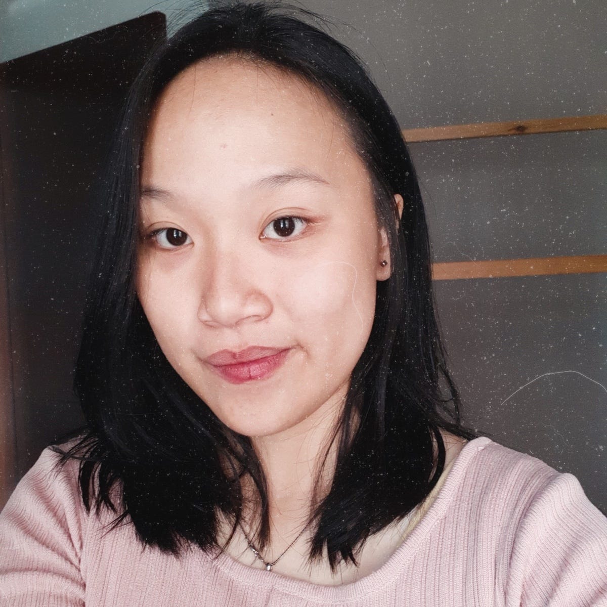 Valencia Djaja – Medium