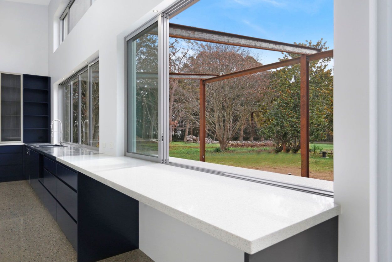 Aluminium windows – Medium