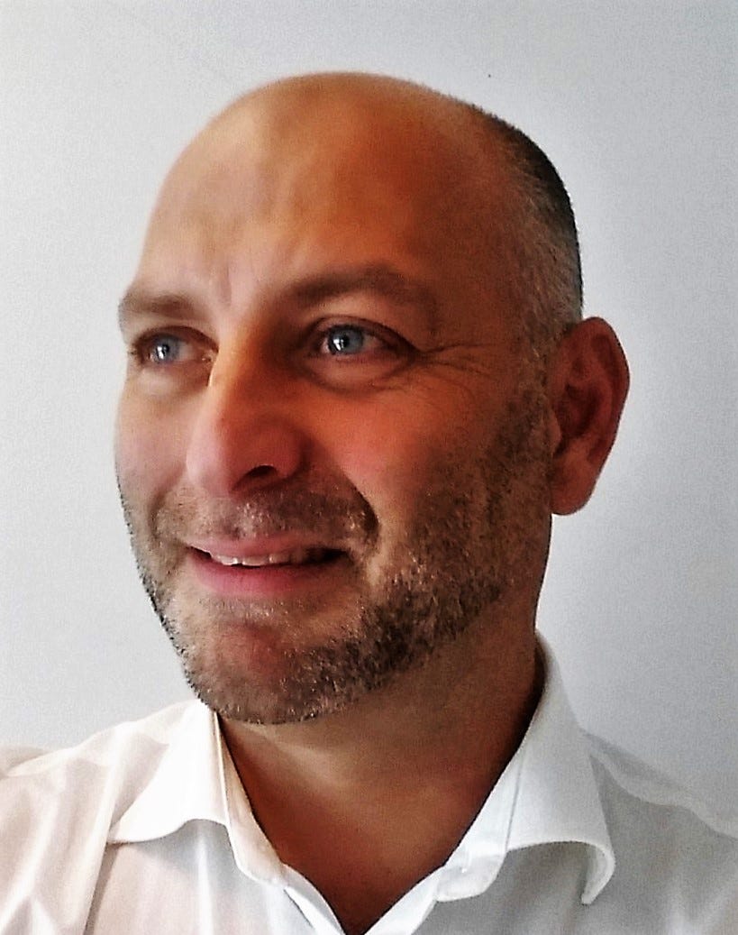 sebastiaan – Medium