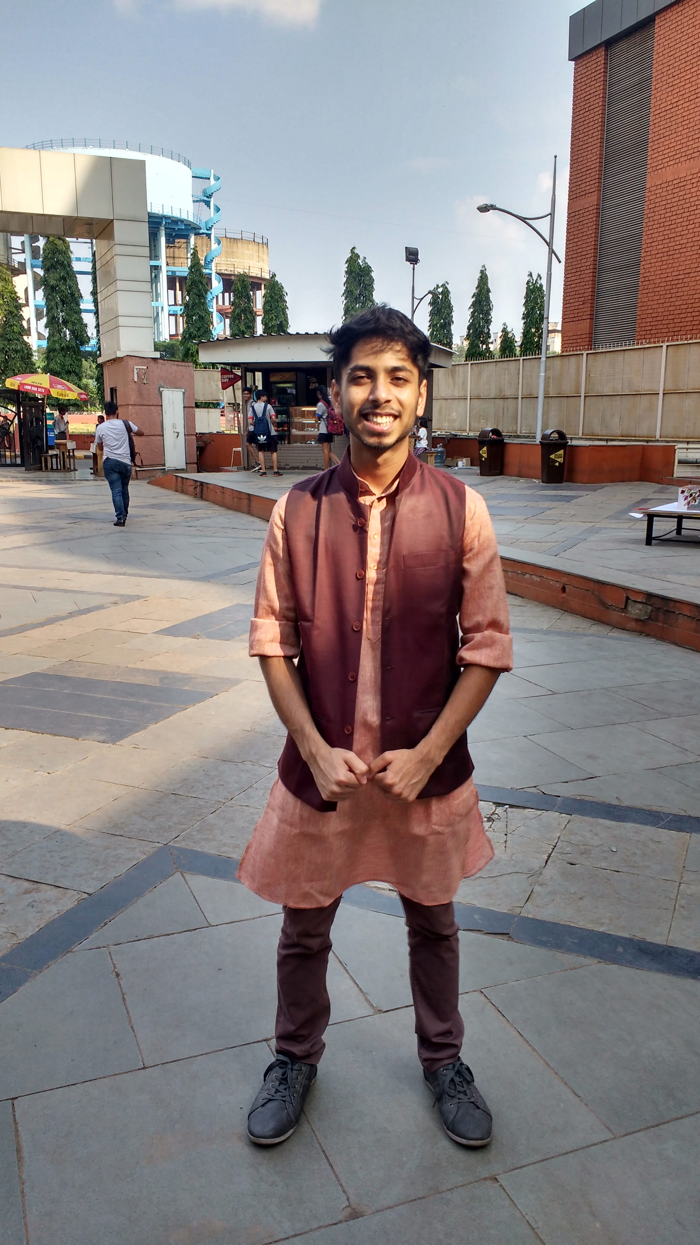 Ekansh Sen – Medium