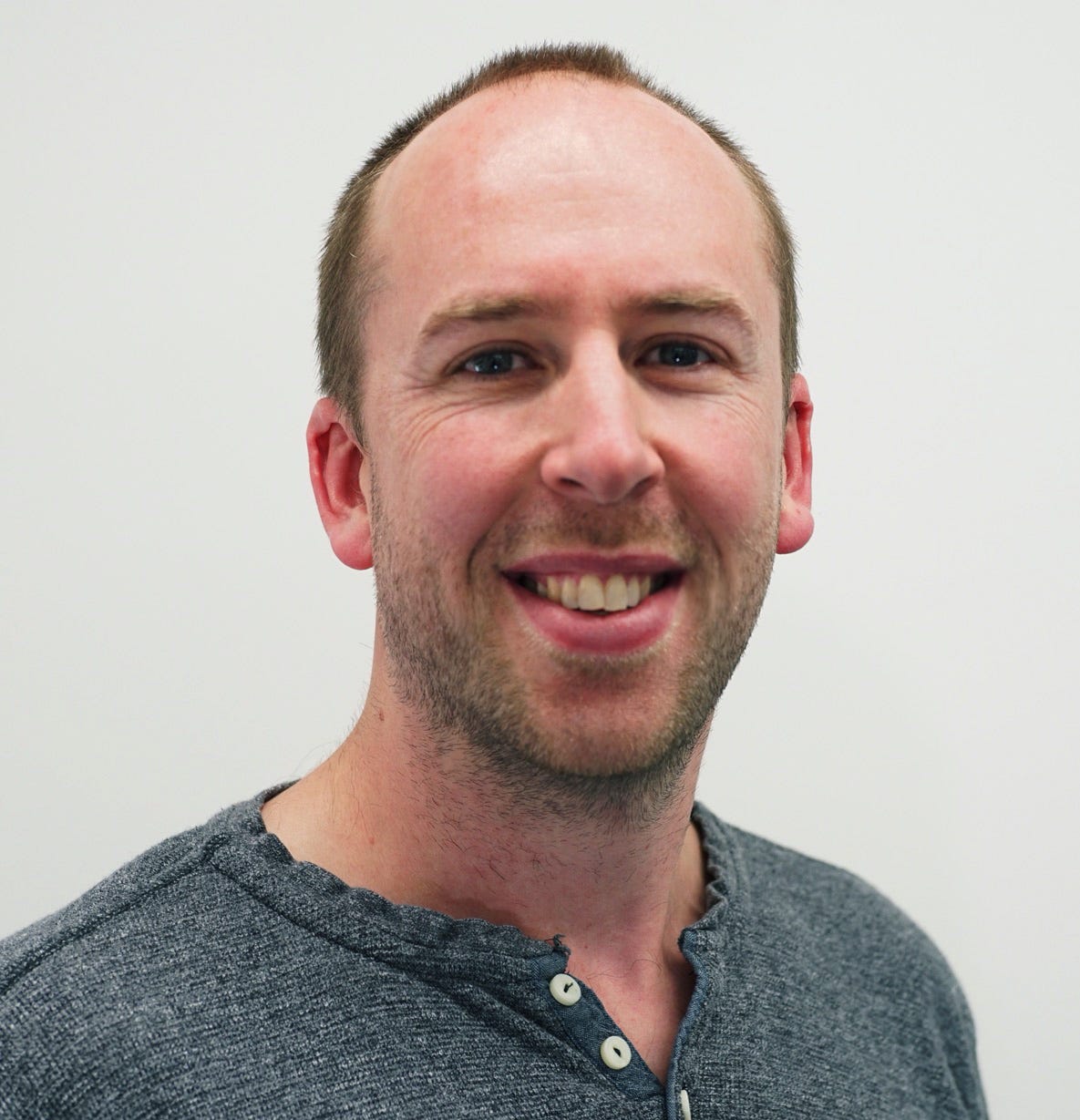 Mat Lawrence – Medium