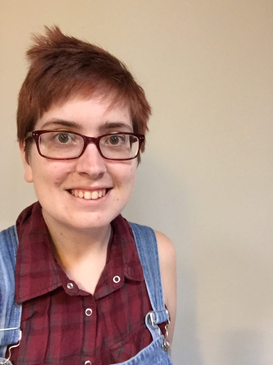 Jess Jones – Medium