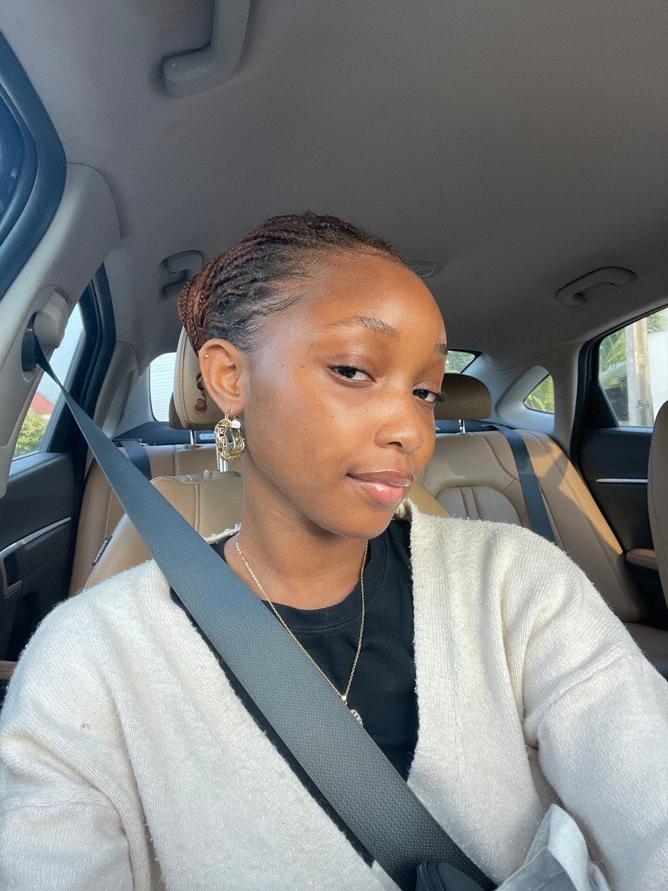 Loba Agboola – Medium
