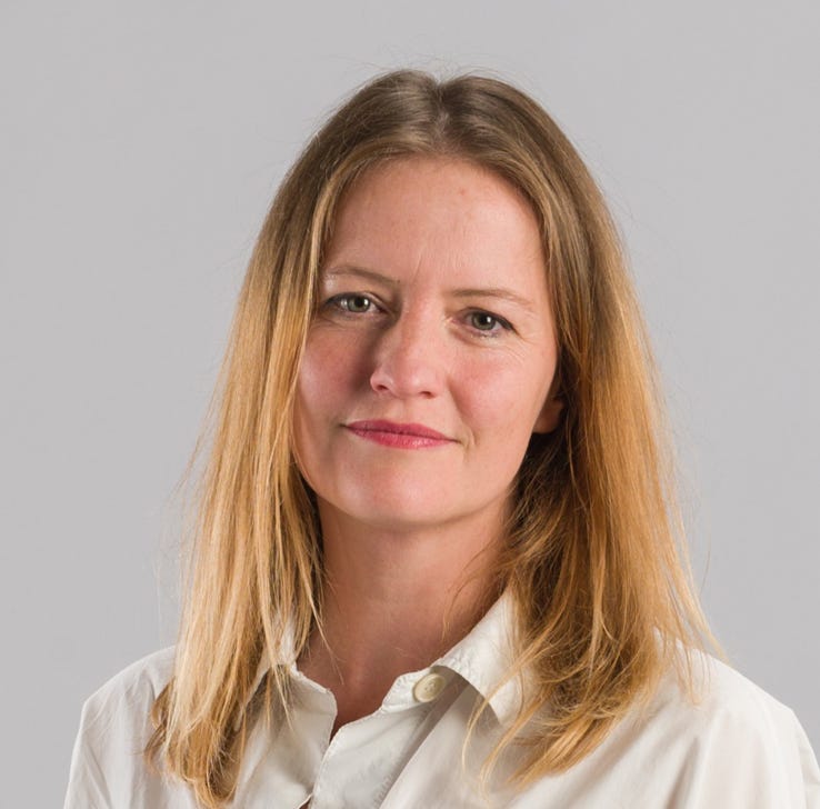 Laura Quick – Medium