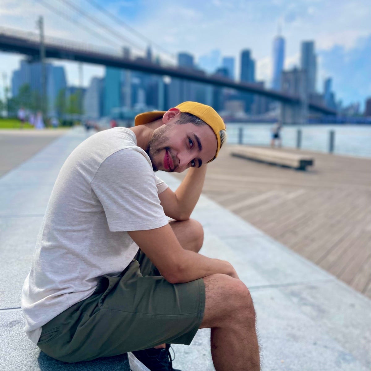 Estiven Lucas – Medium