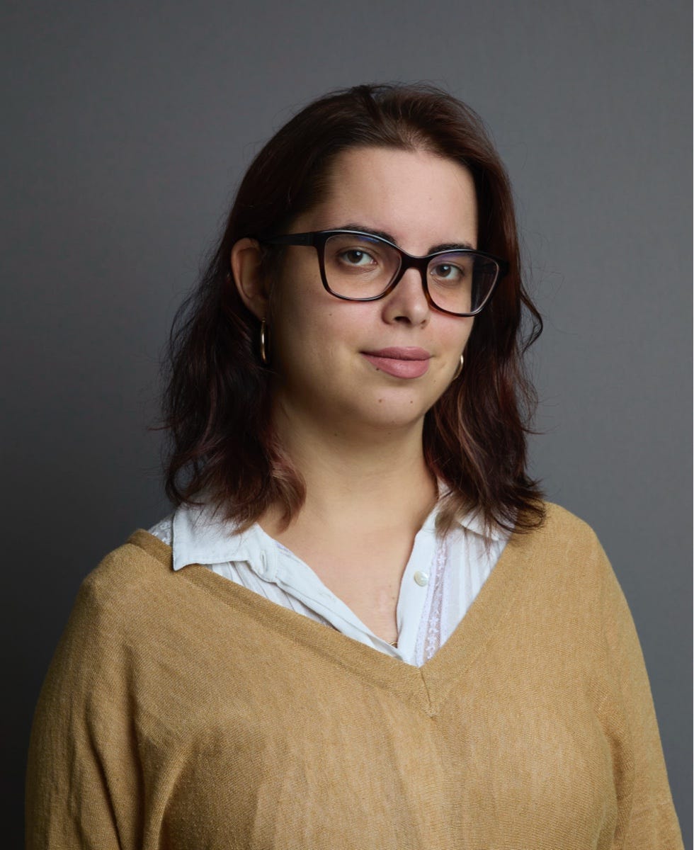 Arual Suárez – Medium