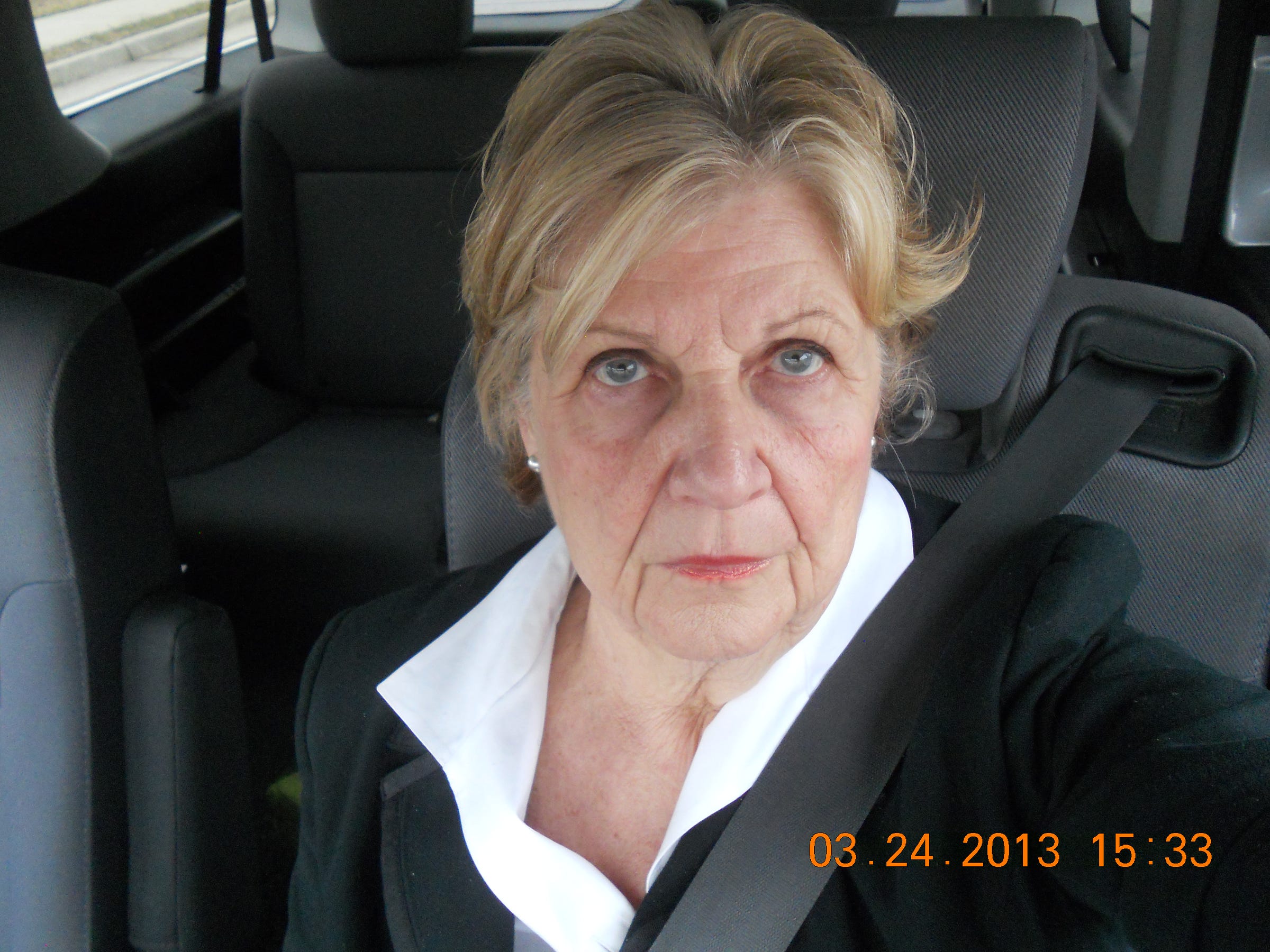 Els Helenek – Medium