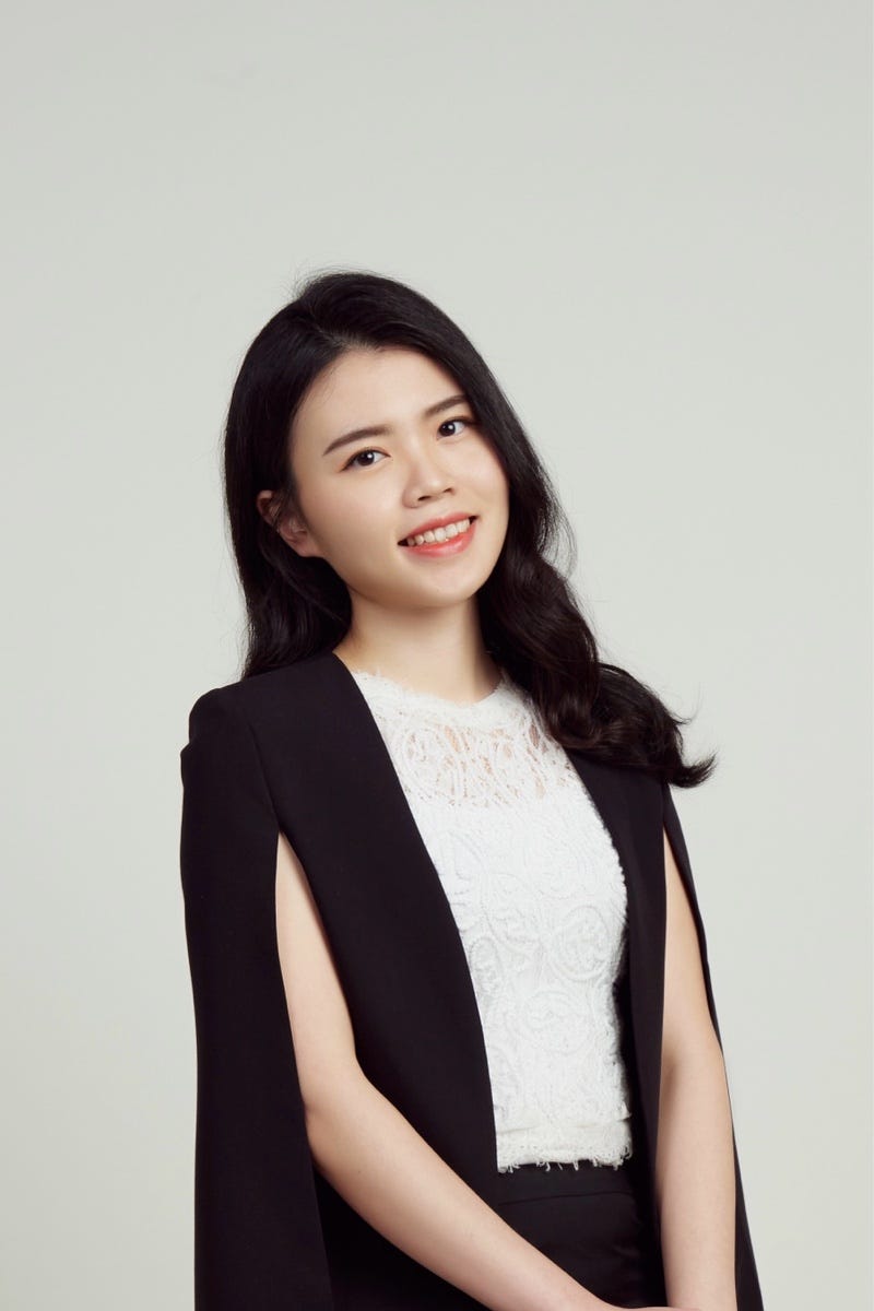 Shi-Fang Ke – Medium