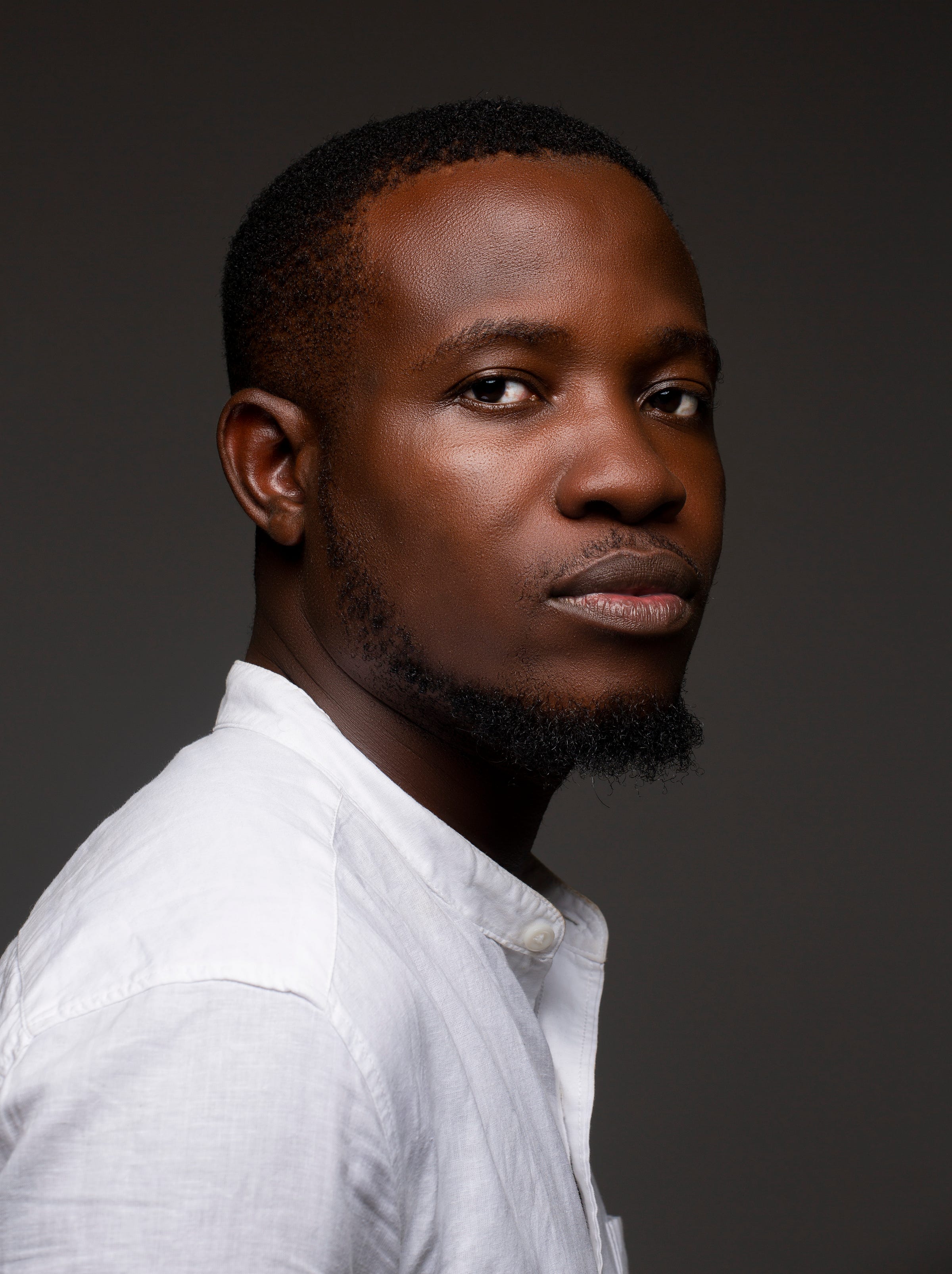 Enyi Sidney – Medium