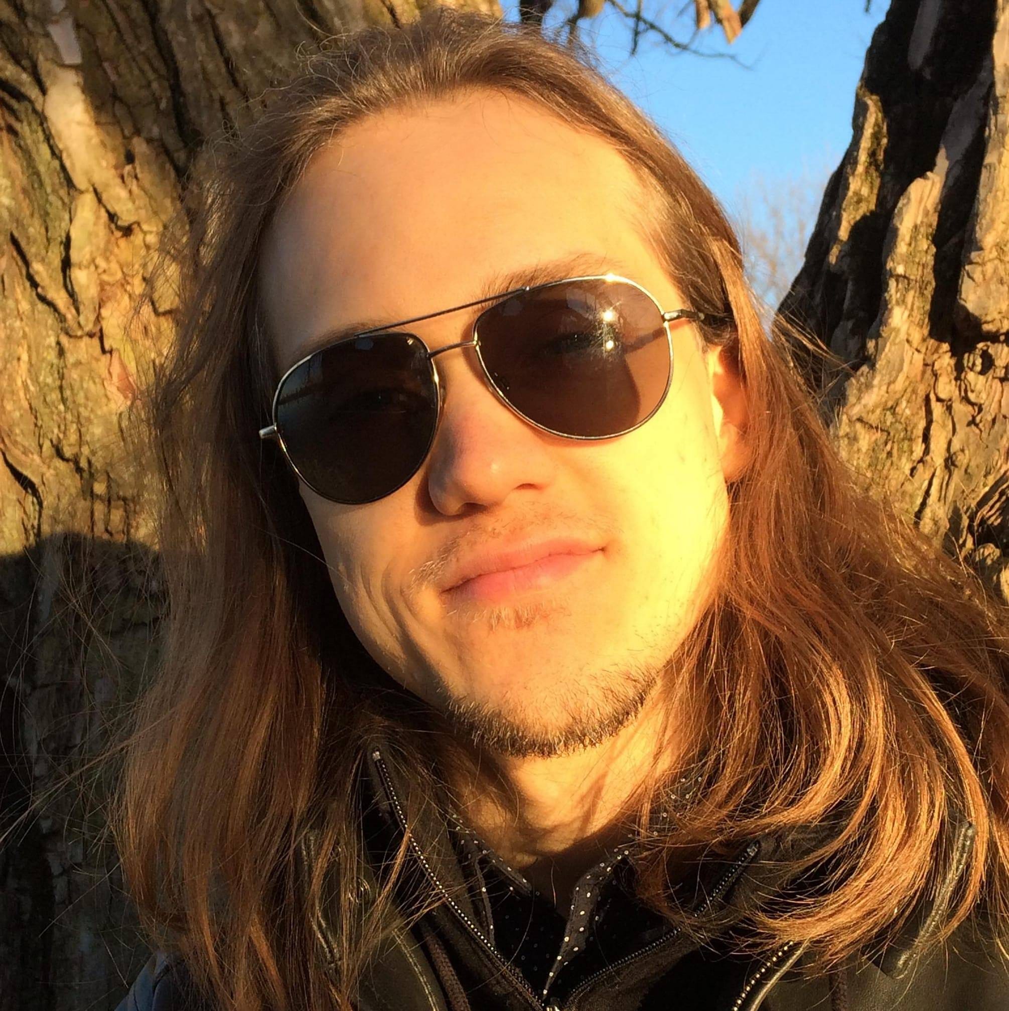 Esteban Herrera – Medium