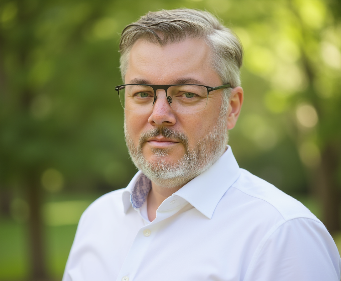 Andreas Bach – Medium