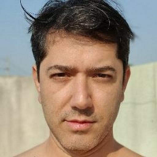 Victor Maurício de Lima – Medium