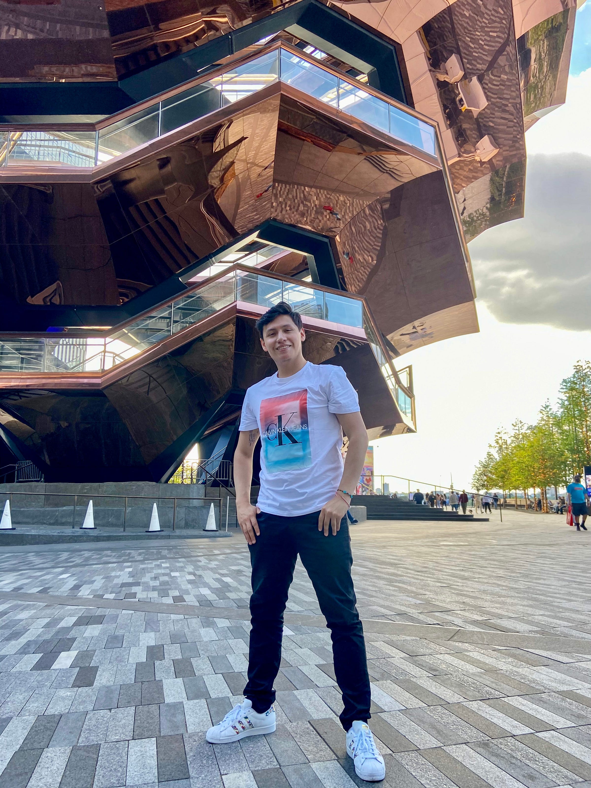 Diego Pardo – Medium