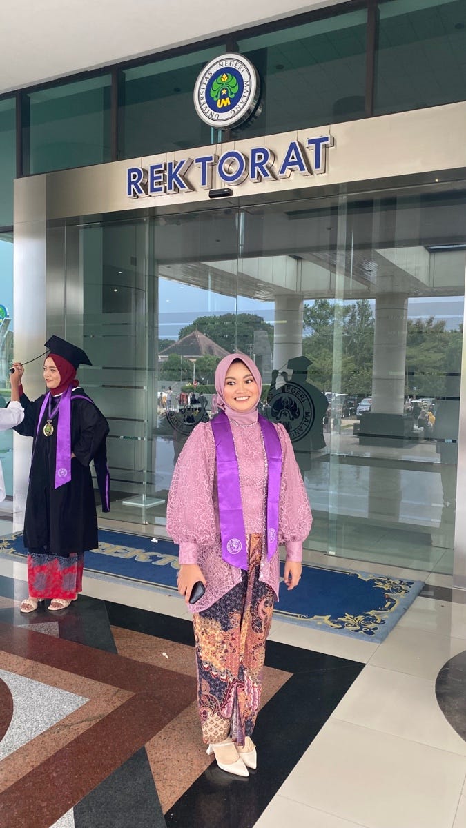 aldawiyah indriani – Medium