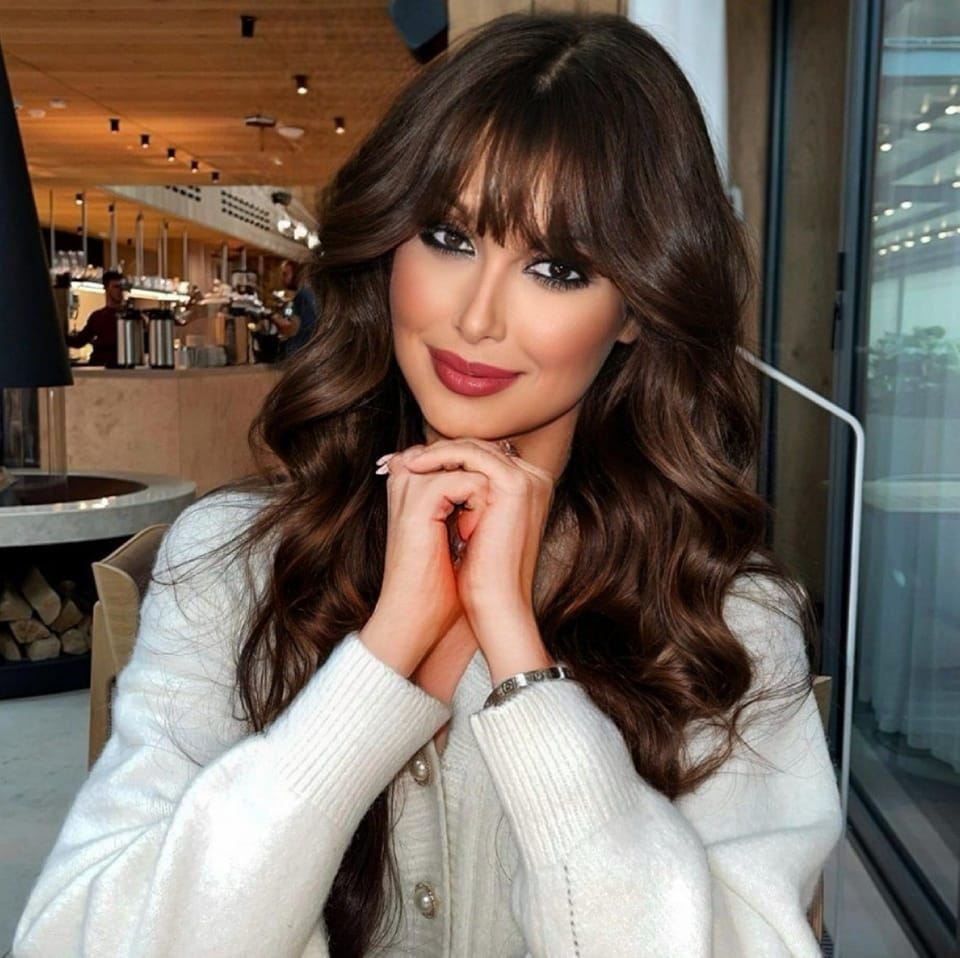 Cindy Johnson (CindyTv) – Medium