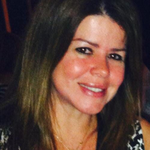 Adriana Rocha – Medium