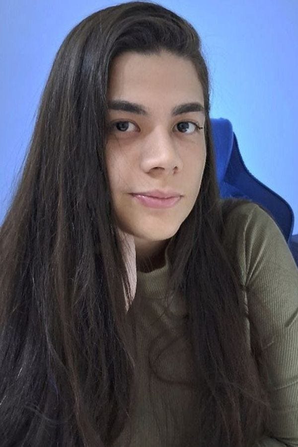 Rafhaella Almeida – Medium
