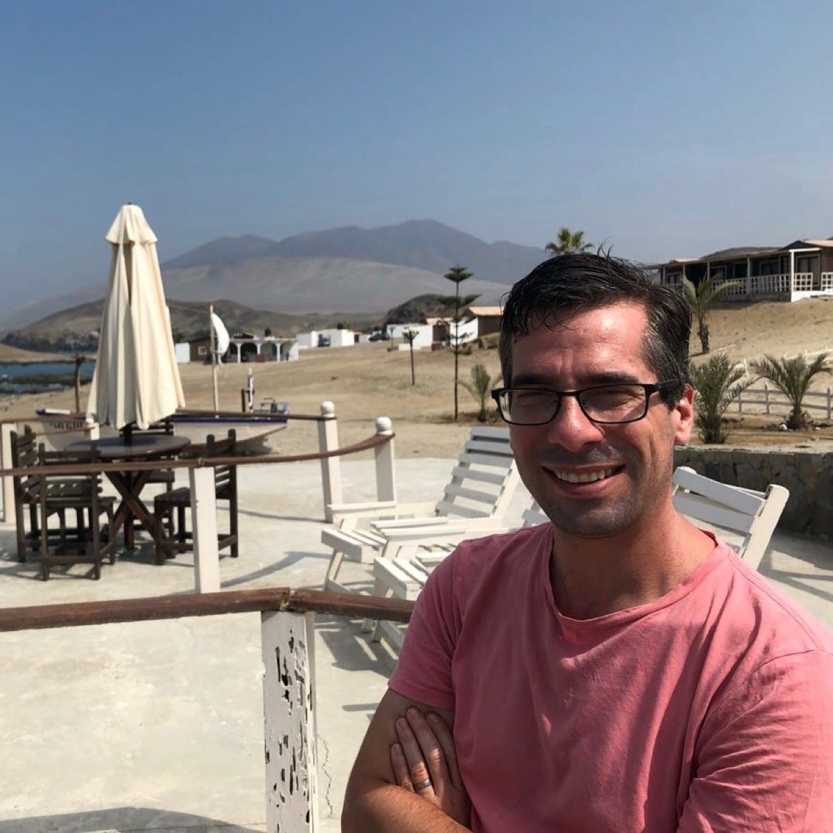Scott Friesen – Medium