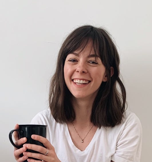 Anna Maximovitch – Medium