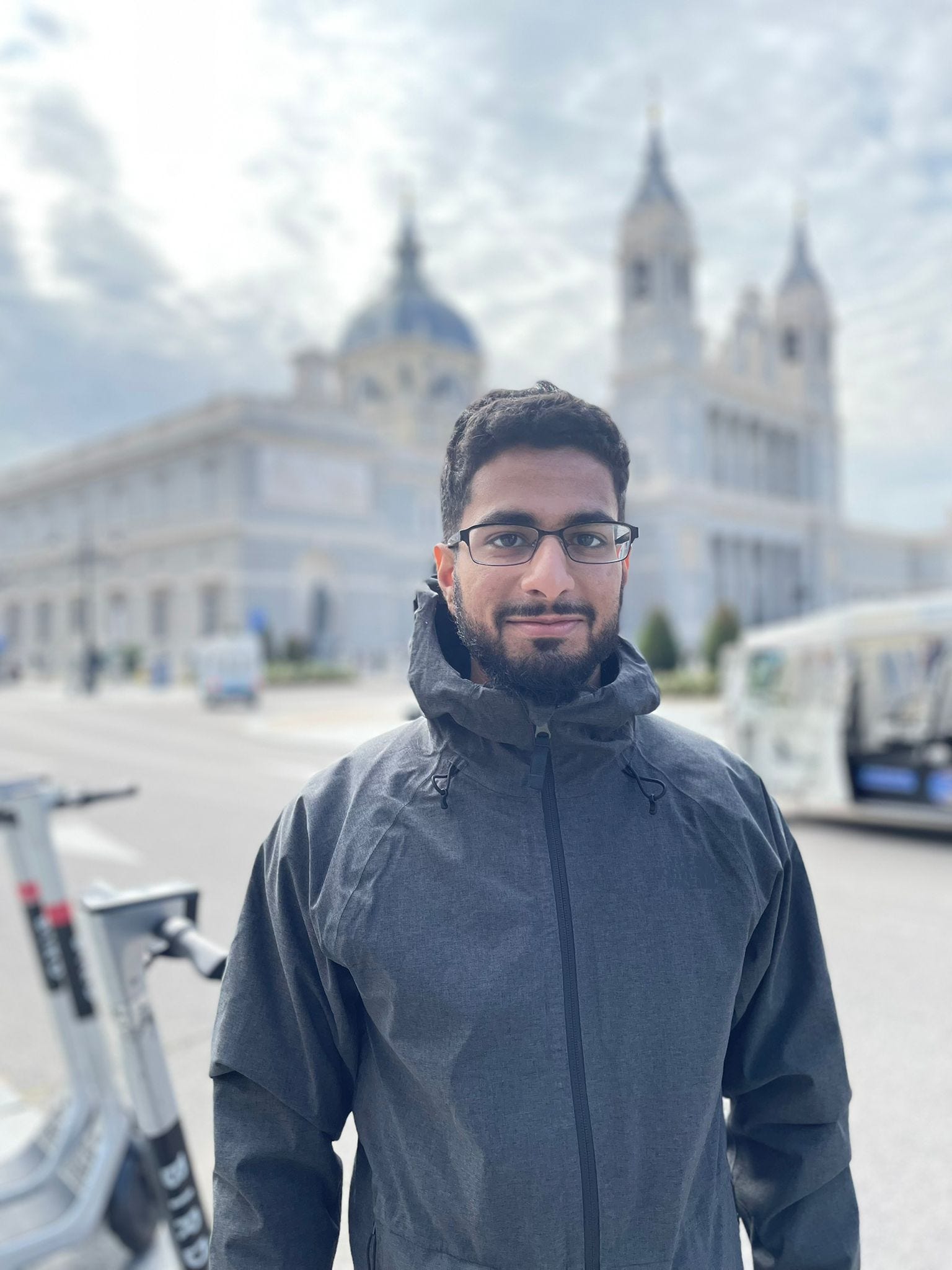 Abdullah Siddique – Medium