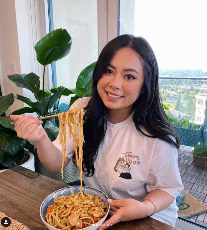 Emily Cooks – Medium