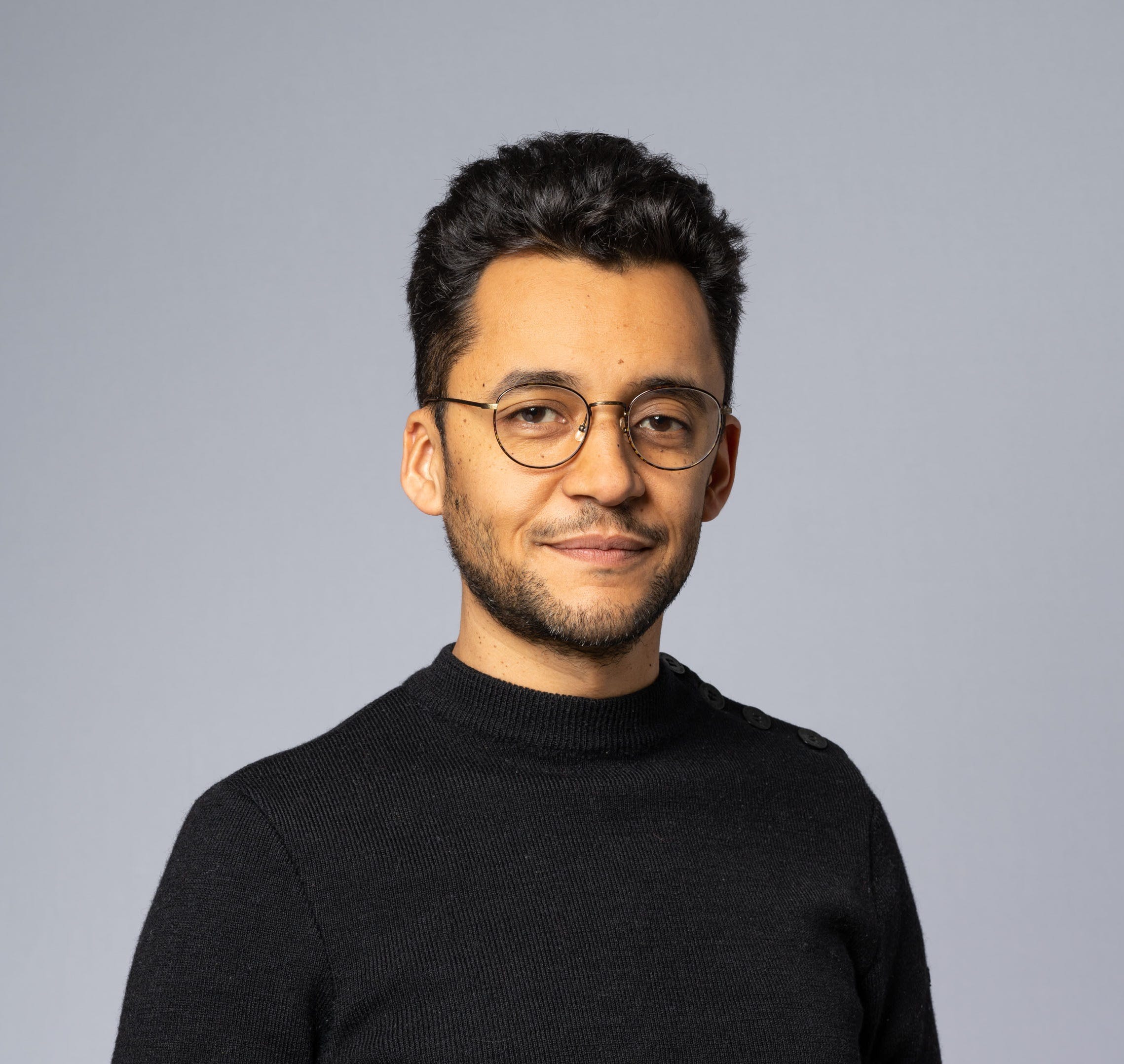 Herve Bon – Medium