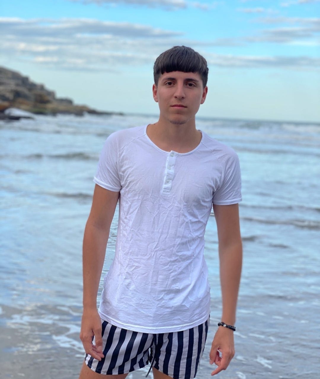 Isaacwaterss – Medium