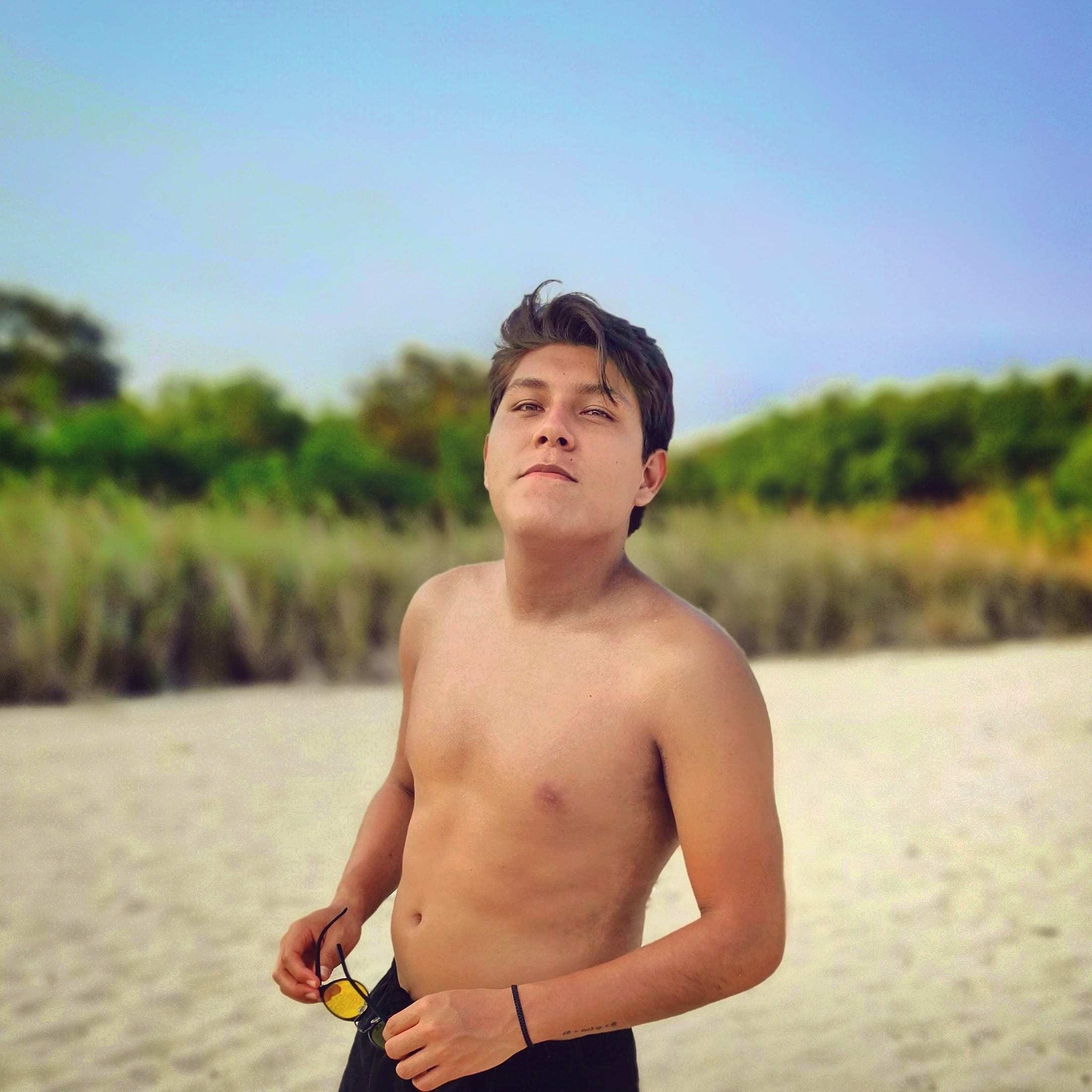 Bryan Lozano Aguilar – Medium