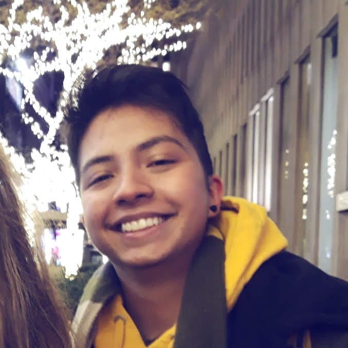 Joshua Arrayales – Medium