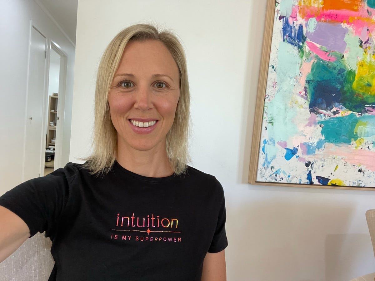 Nicole Calder – Medium