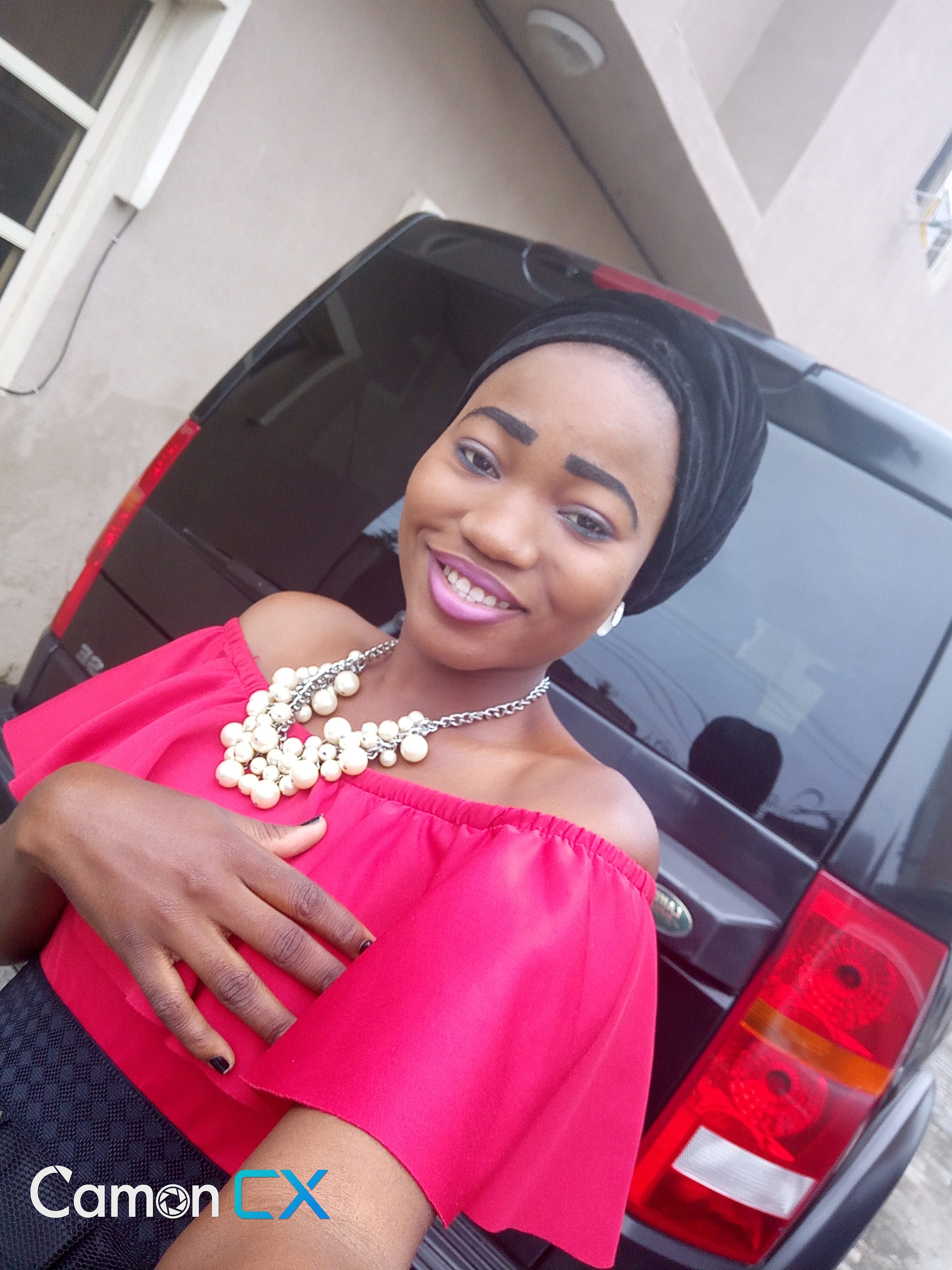 Seunfunmi Akinola – Medium