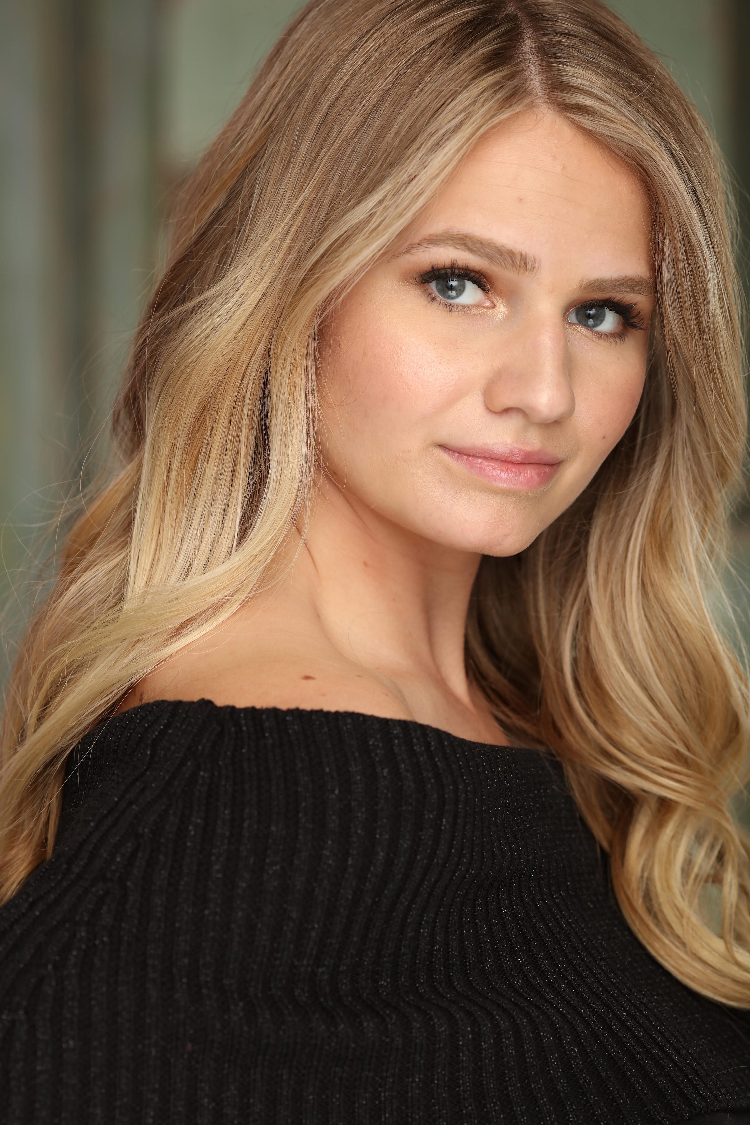 Sierra van der Brug – Medium