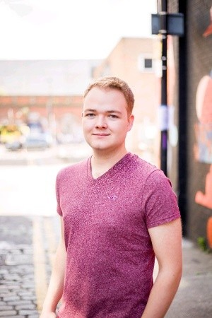 Ryan Hendry – Medium