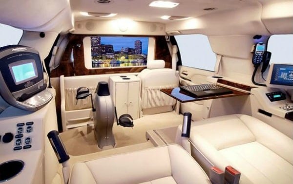 Premier Limousine – Medium