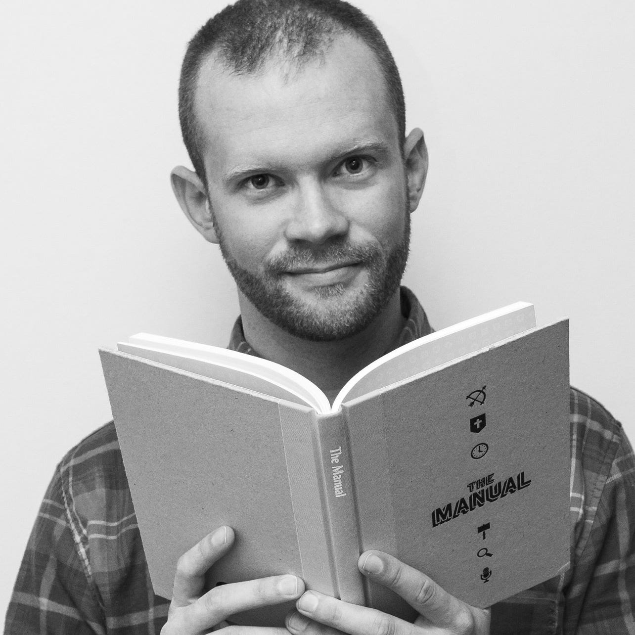 Kyle Bavender – Medium